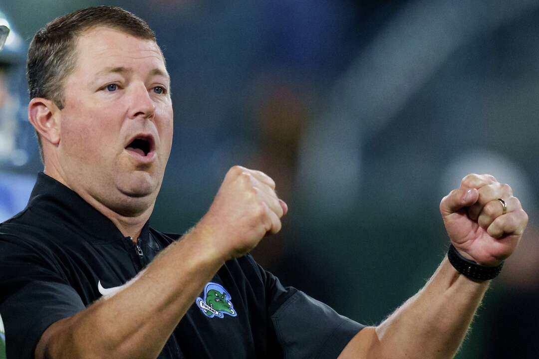 Tulane taps Green Wave passing coordinator Will Hall to succeed coach ...