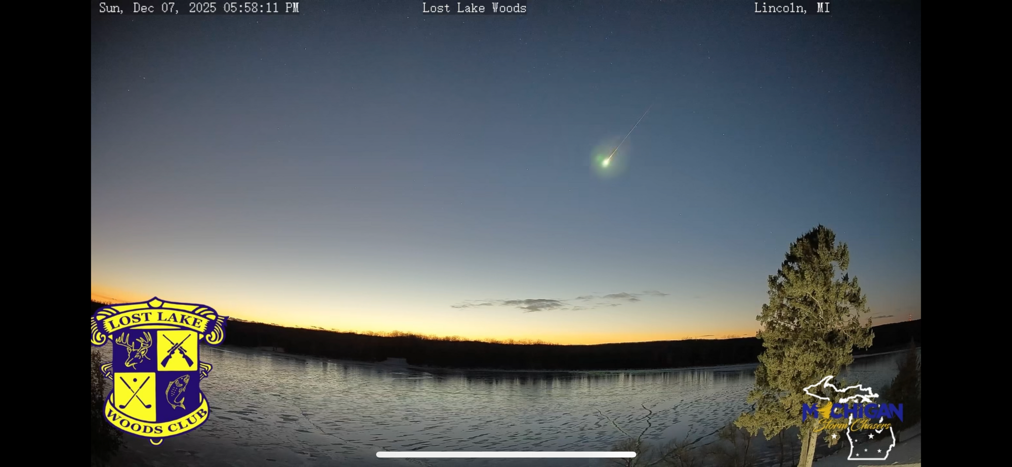 Meteor captured on camera breaking up over Michigan