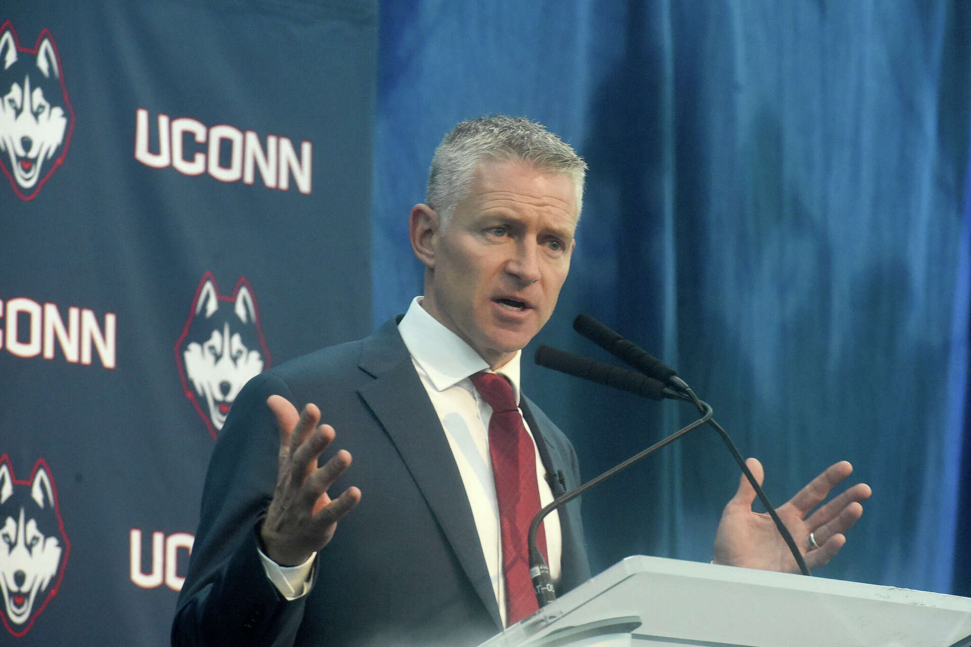 5 issues facing Jason Candle as he takes over UConn football
