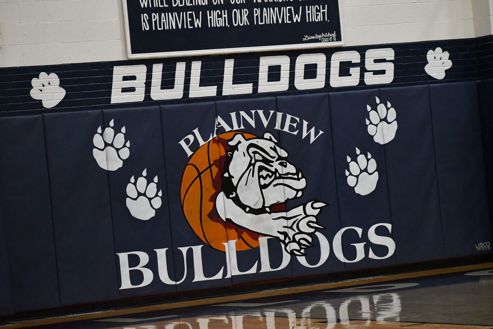 Plainview Bulldogs go 2-2 in Caprock Tournament