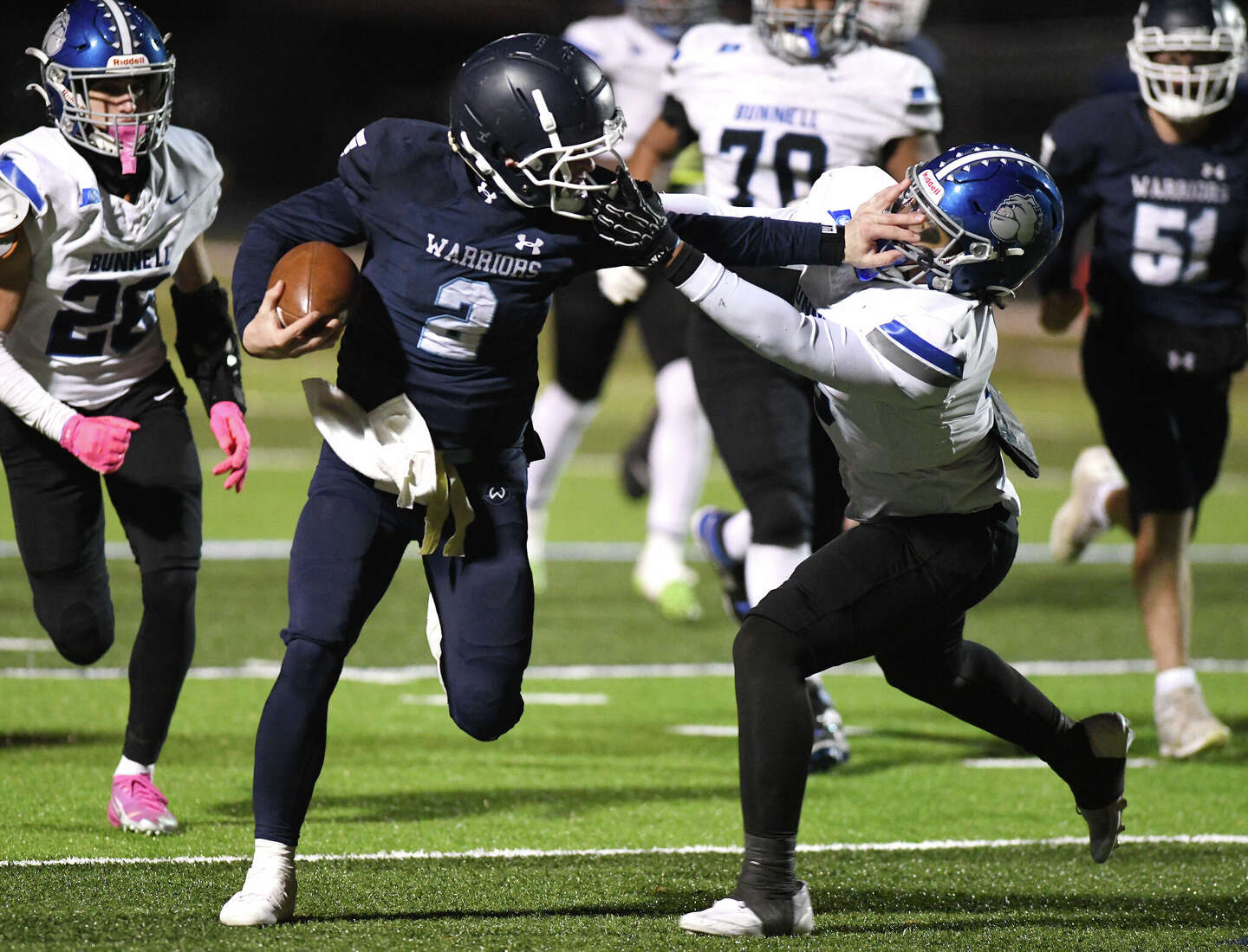 Bunnell football fights off Wilton in CIAC Class MM semifinals