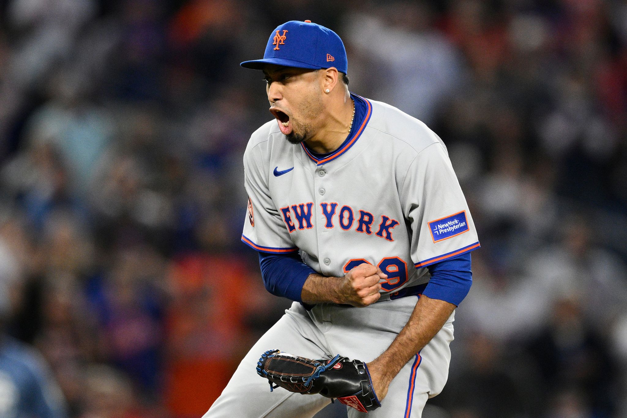 Díaz agrees to $69M, 3-year deal with World Series champion Dodgers, AP source says, leaves Mets