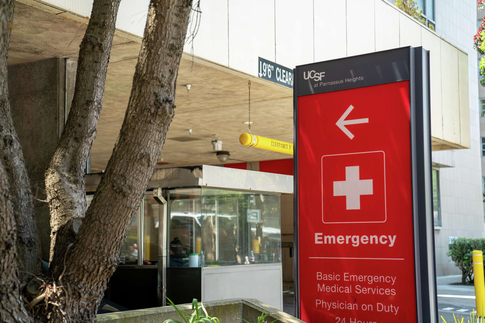 Outbreaks of a highly contagious virus spike in Calif. amid US surge