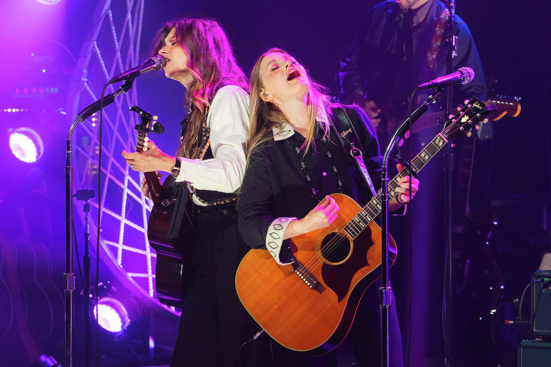 Aly & AJ, former Disney Channel stars, to perform at Toad's Place