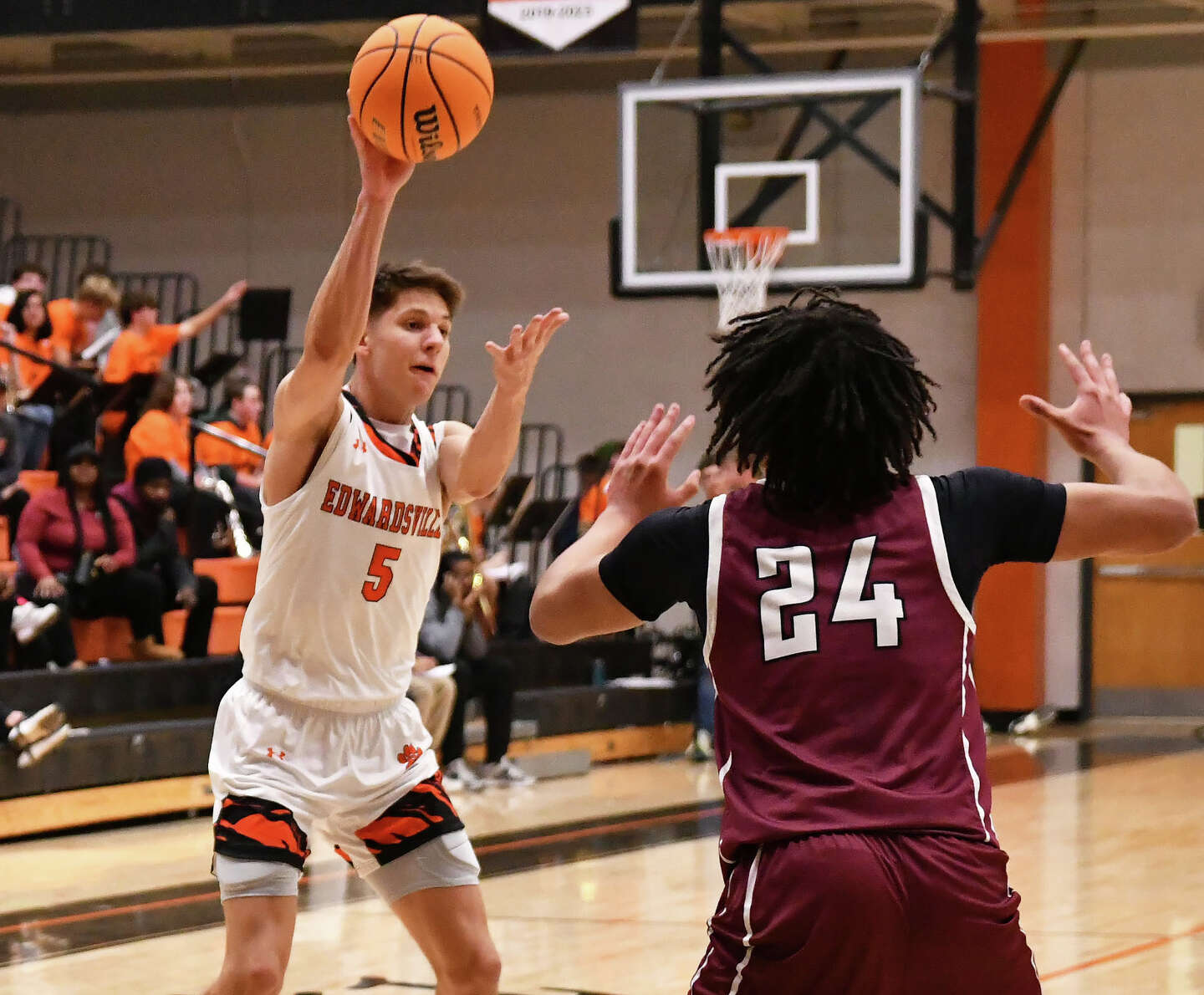 Edwardsville boys basketball hosts Belleville West in league action