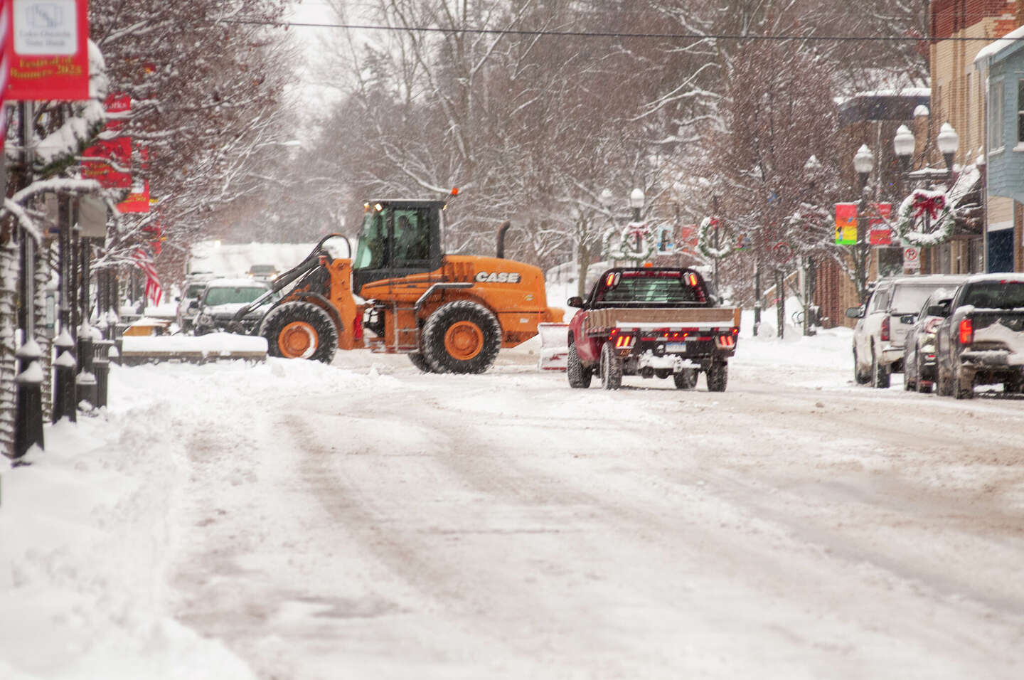 Michigan snow totals: NWS reports slick travel, cold
