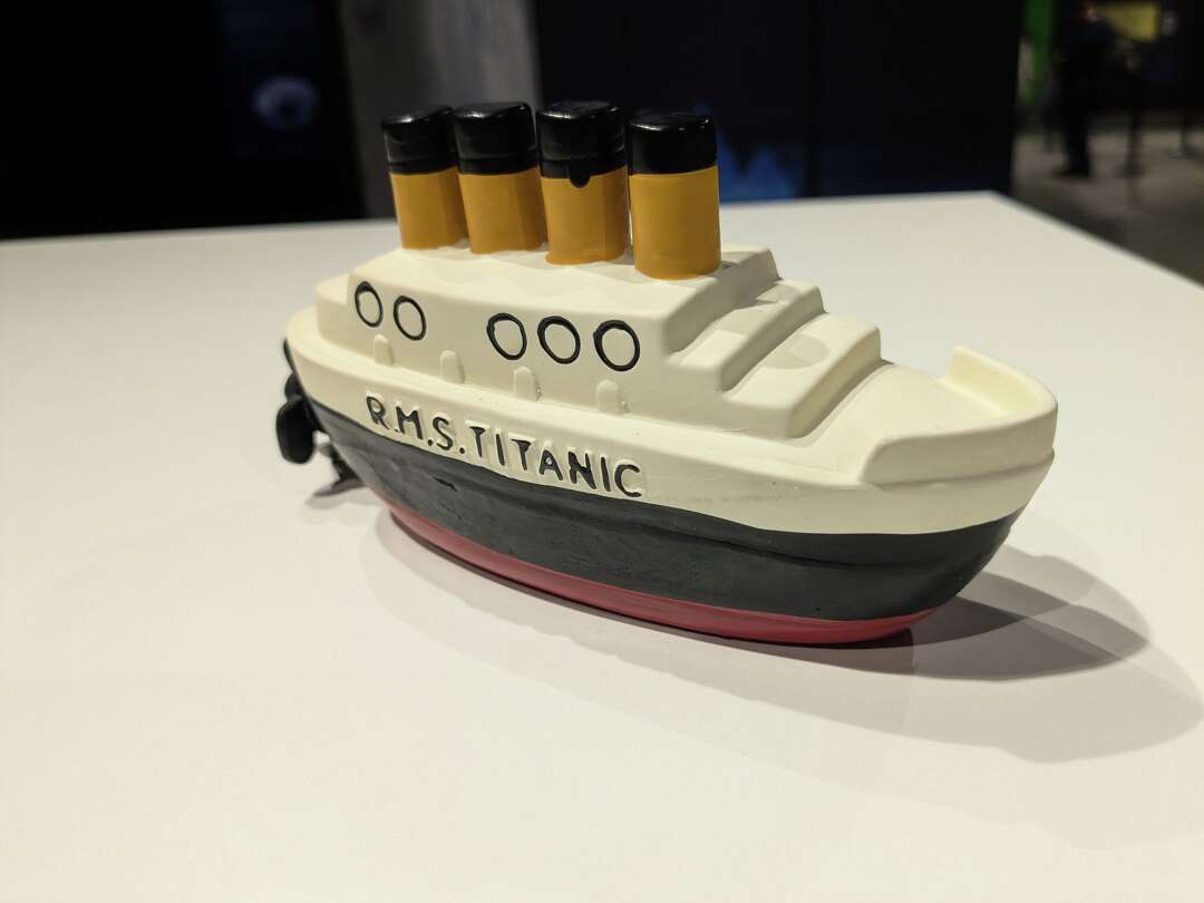 Review: Immersive Titanic exhibit wrestles with tragedy