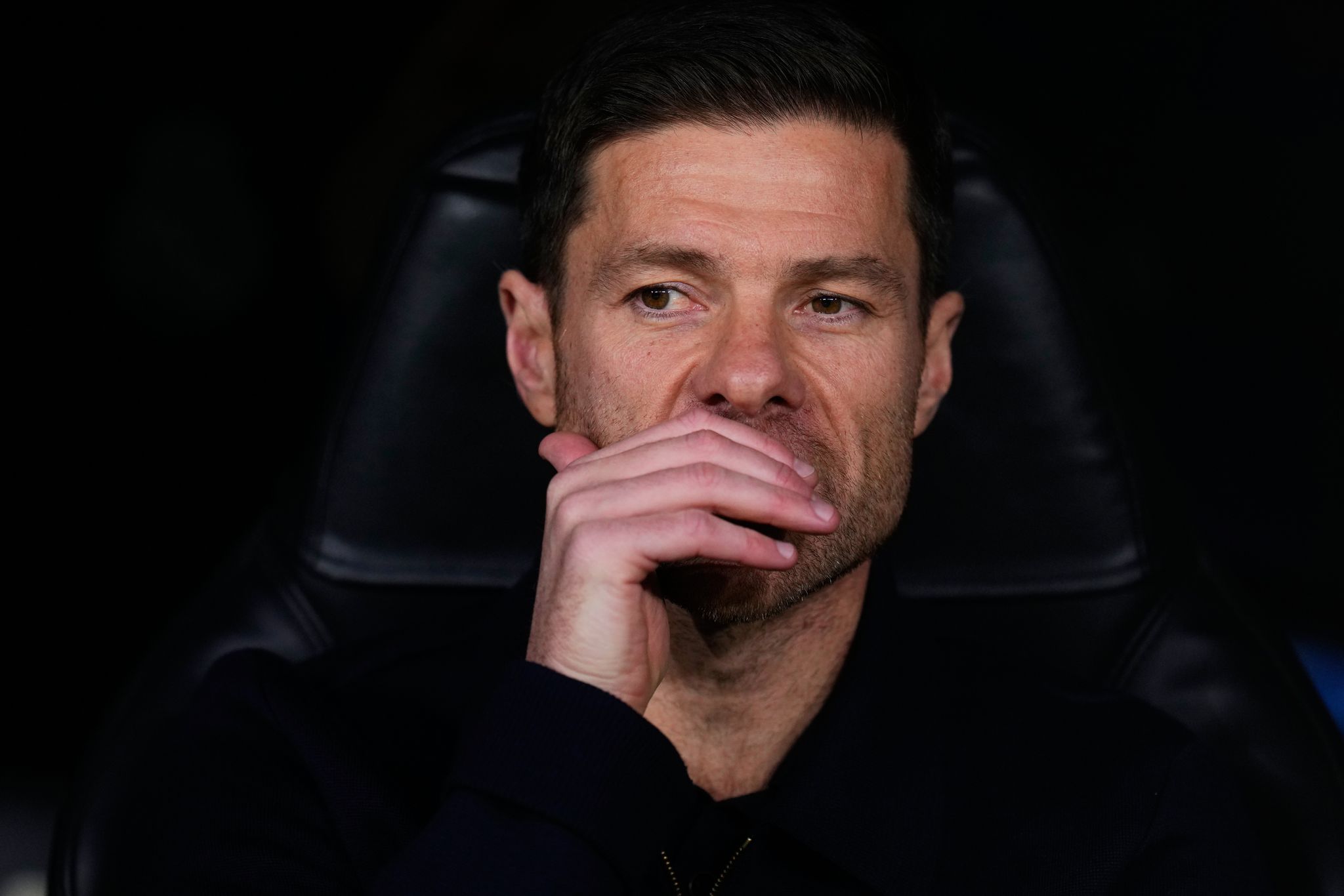 Backed by his players, Xabi Alonso sees Real Madrid getting through its ...