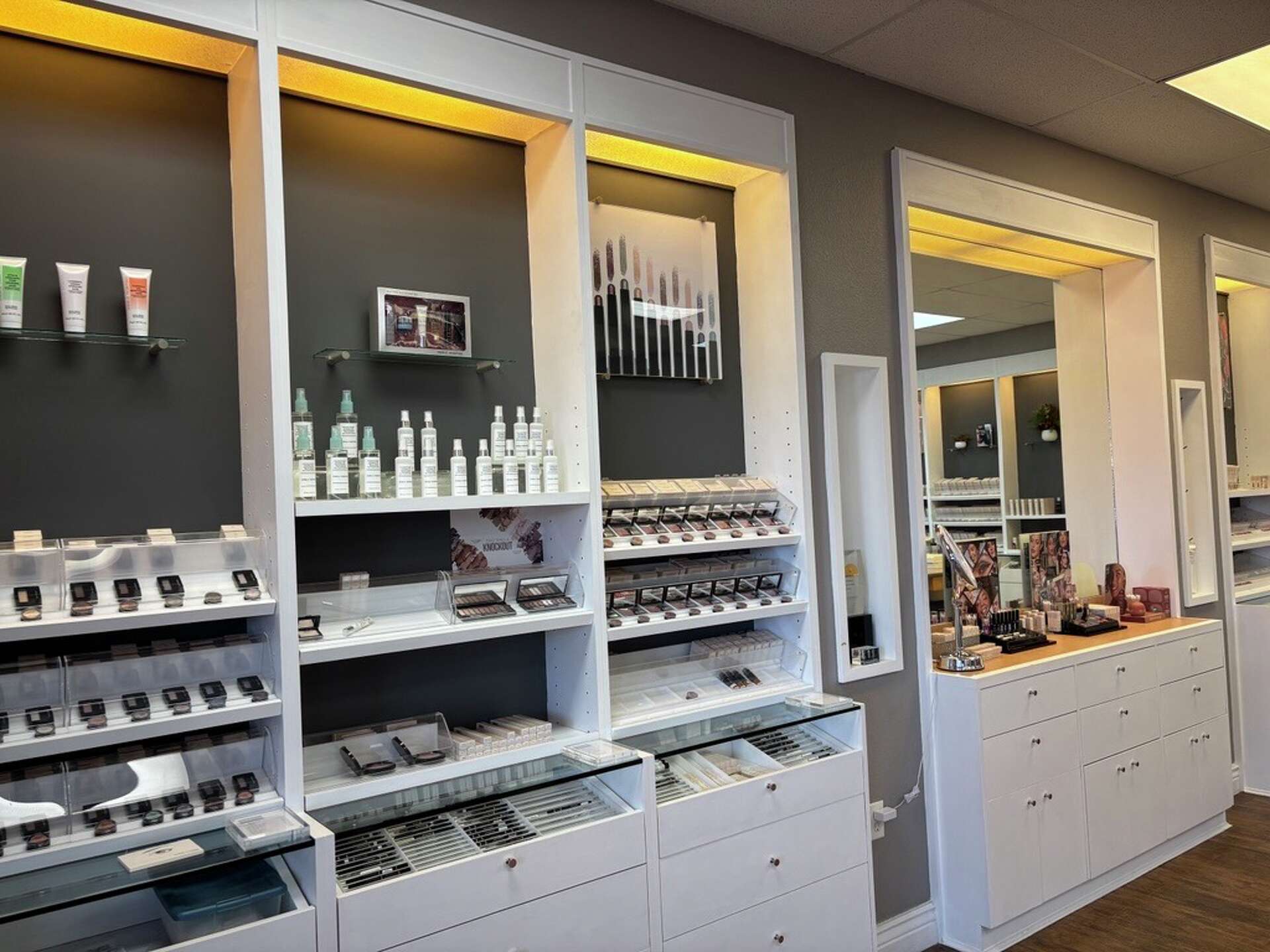 New owners revive Merle Norman Cosmetics, unveil The Pointe Boutique