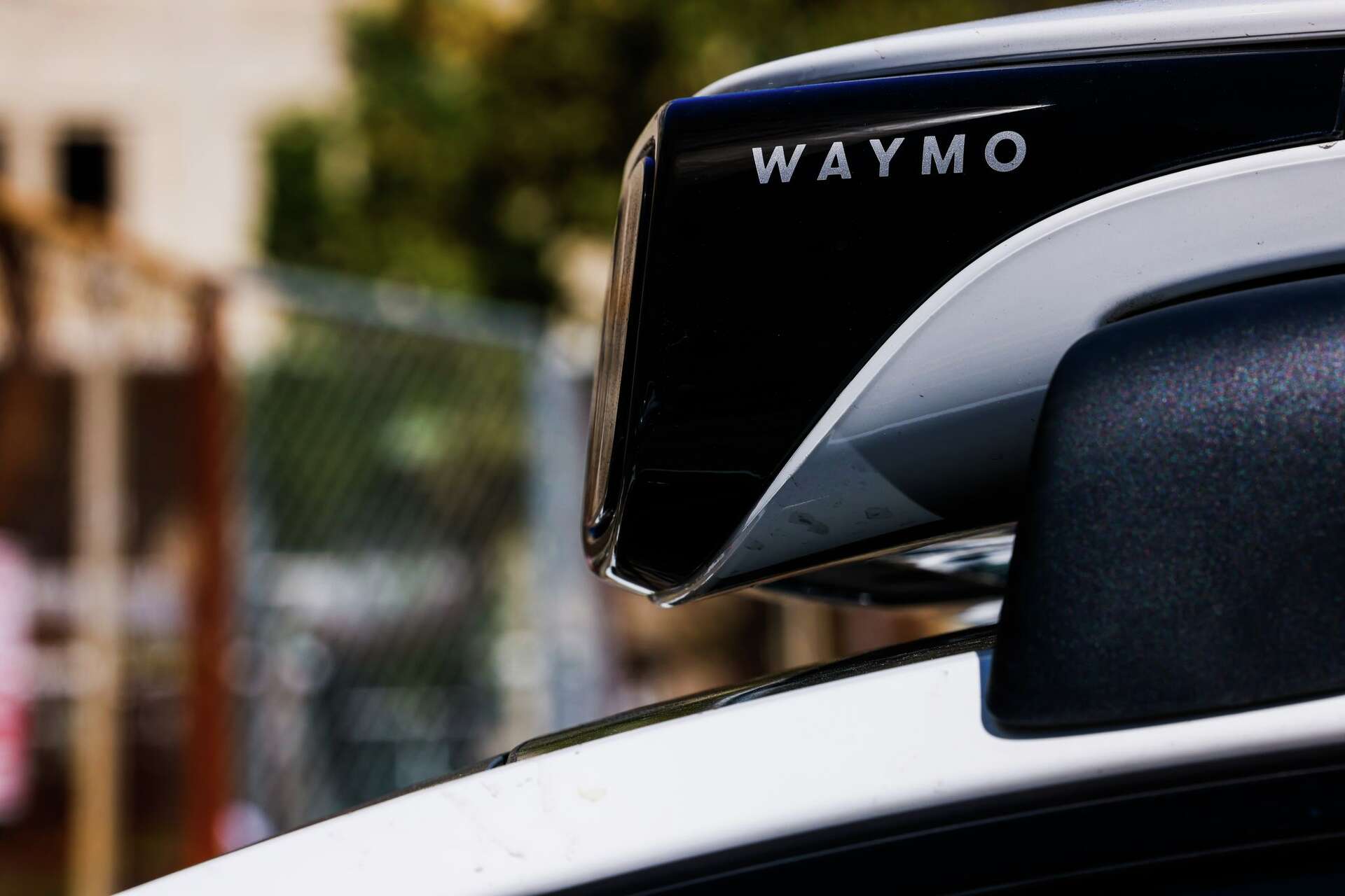 A woman’s Waymo arrived with stunning surprise: A man hiding in trunk