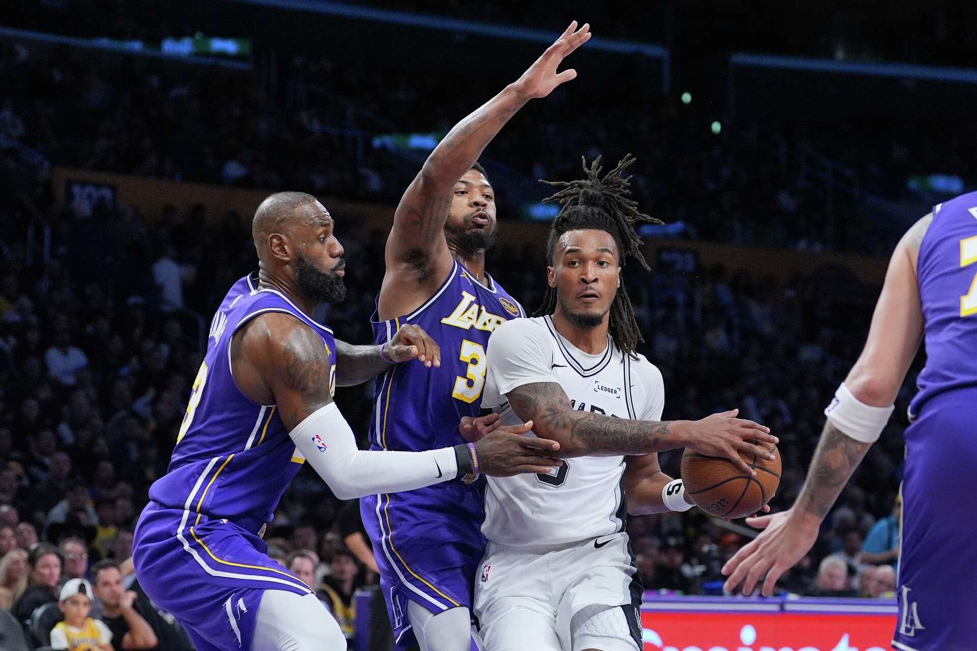 How Spurs' Stephon Castle rose to occasion in NBA Cup vs. Lakers