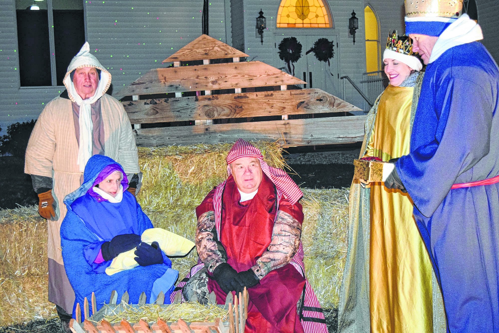 Jacksonville churches stage live Nativity scenes