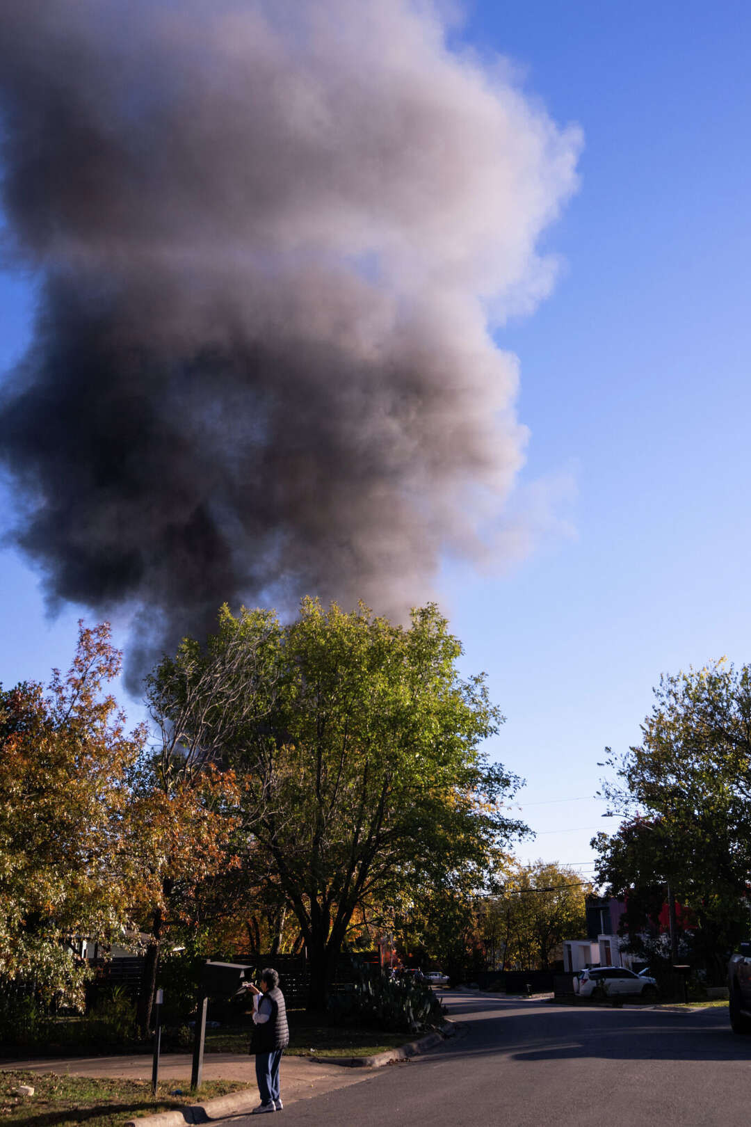 Austin fire: No injuries in second blaze of the day on Manor Road