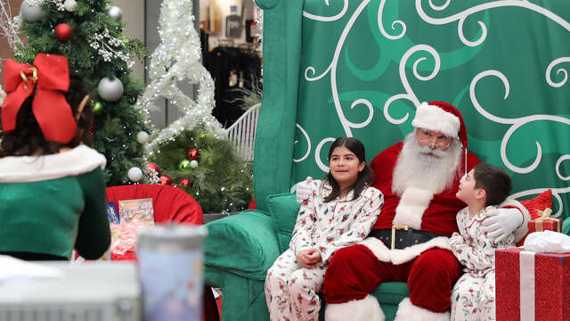 Ingram Park's Santa part of holiday magic in San Antonio