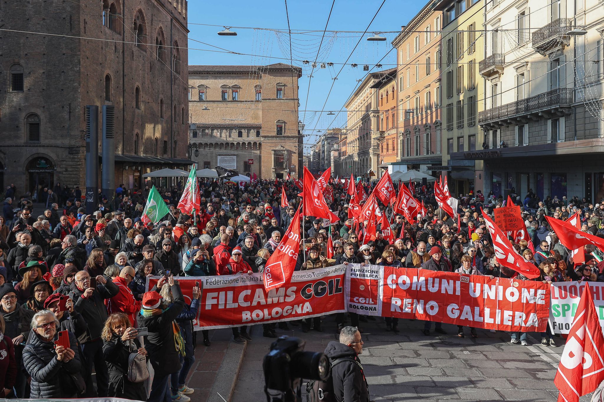 Italy's national strike called by main union disrupts transport and ...