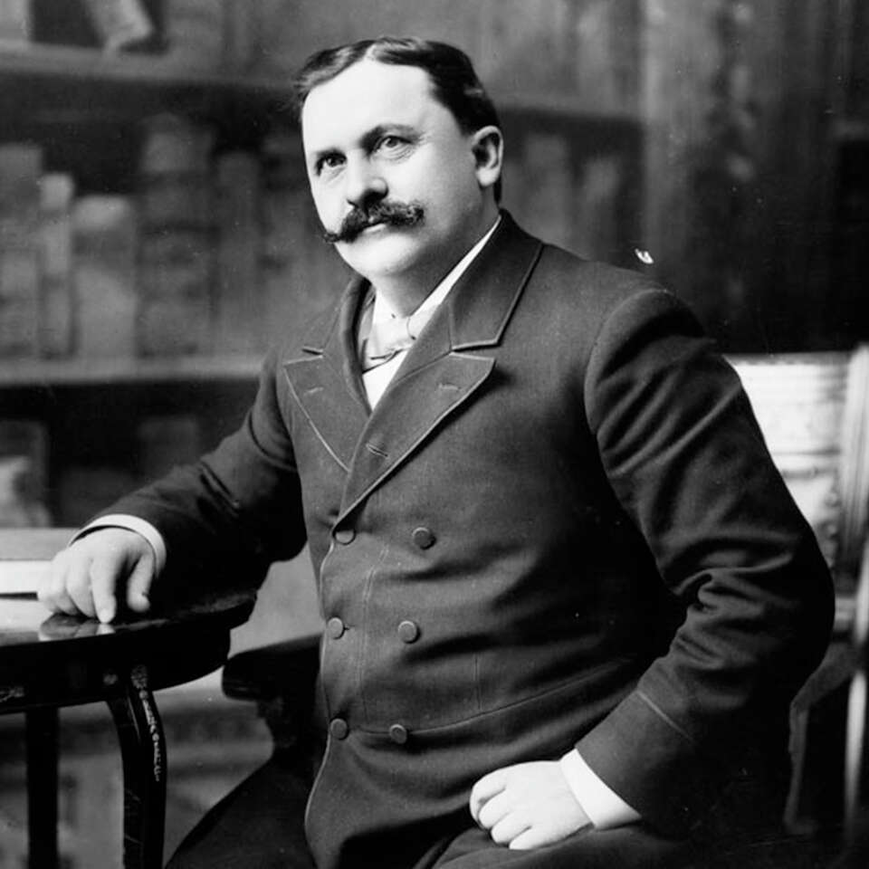 He gifted Calif. one of its largest city parks. Then he shot his wife.