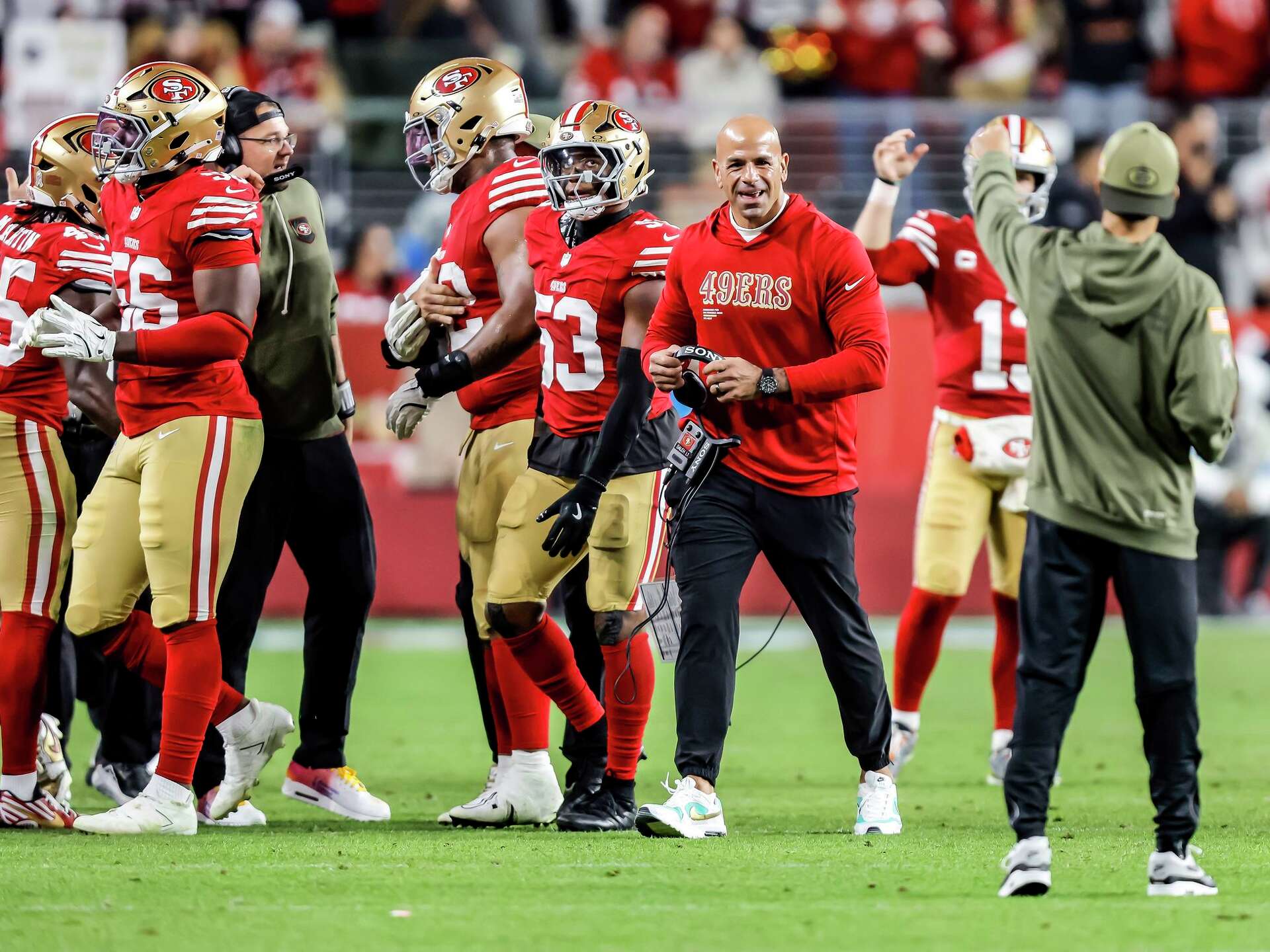 49ers-Titans roundtable: Biggest surprise so far? First SF sack party?