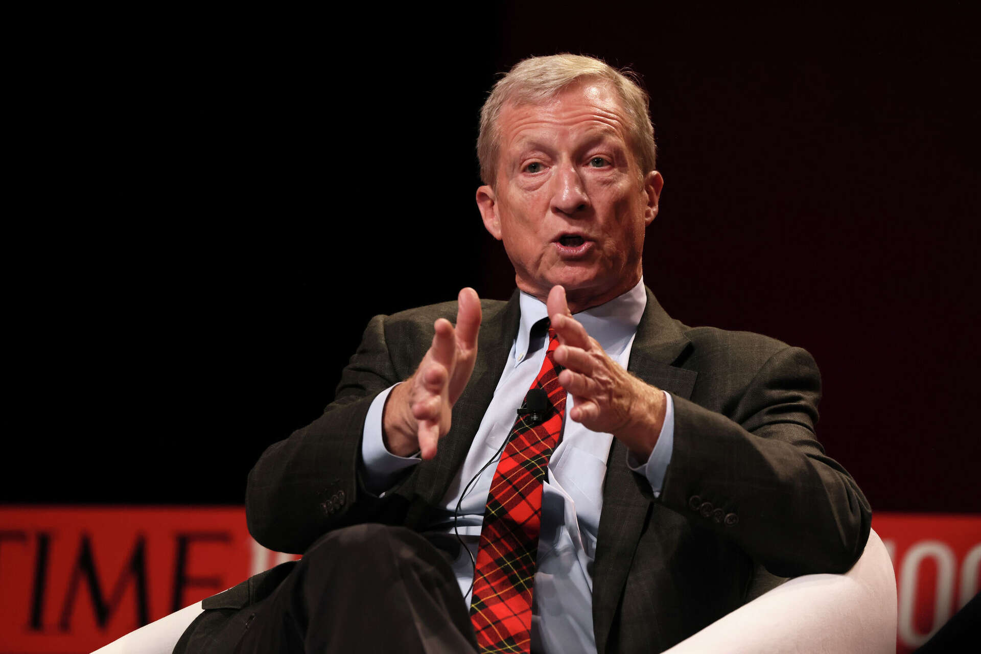 Tom Steyer chooses PG&E as villain for his Calif. governor campaign