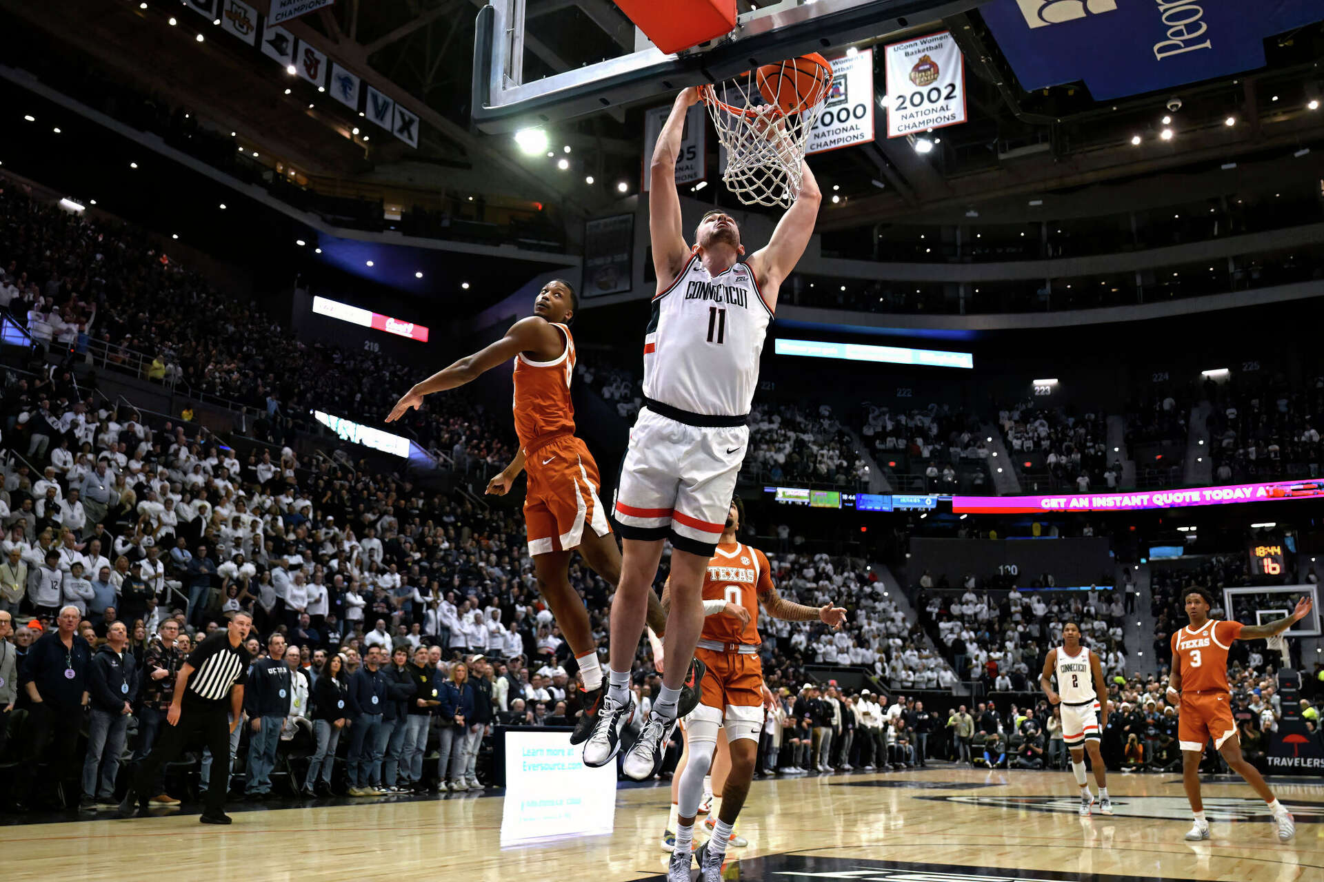 Recap: No. 5 UConn beats Texas 71-63 in non-conference finale