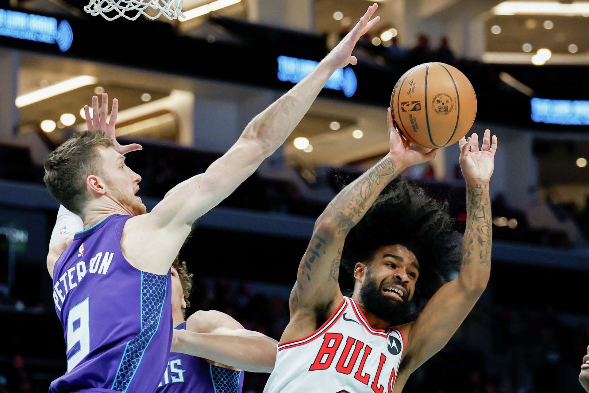 Josh Giddey scores 26 points, Bulls hang on to beat Hornets 129-126 to ...