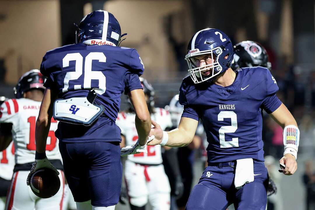 Smithson Valley football beats Port Arthur Memorial in state semis