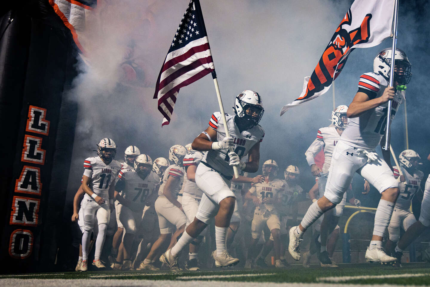 High school football: Llano falls to Yoakum in 3A DI state semifinals