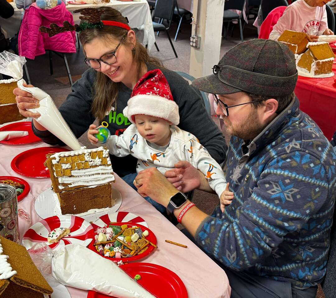Sebewaing Library hosts festive gingerbread decorating contest