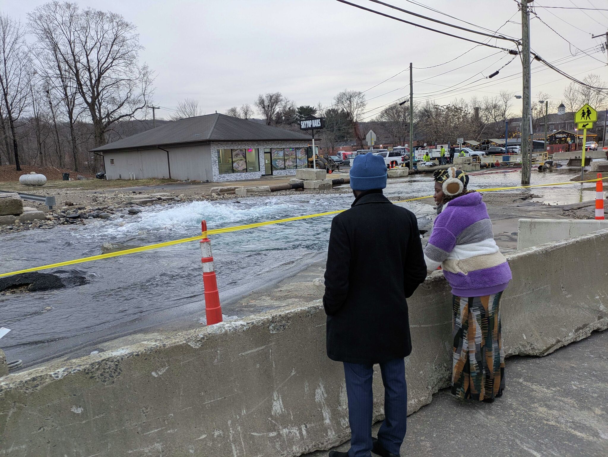 New Waterbury main break erupts on Oakville Avenue: Officials