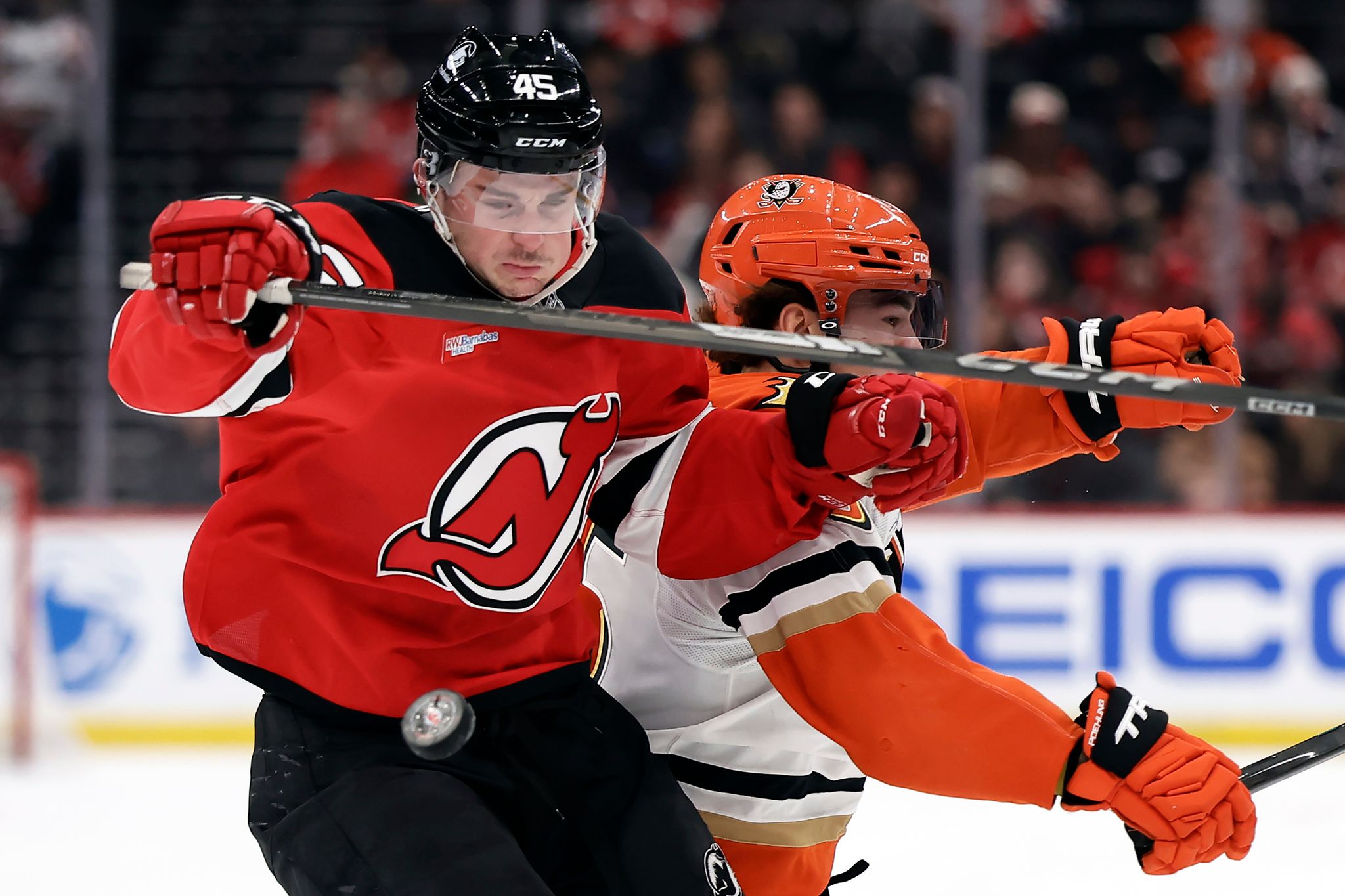 Devils beat the Ducks 4-1 to end a 5-game home losing streak