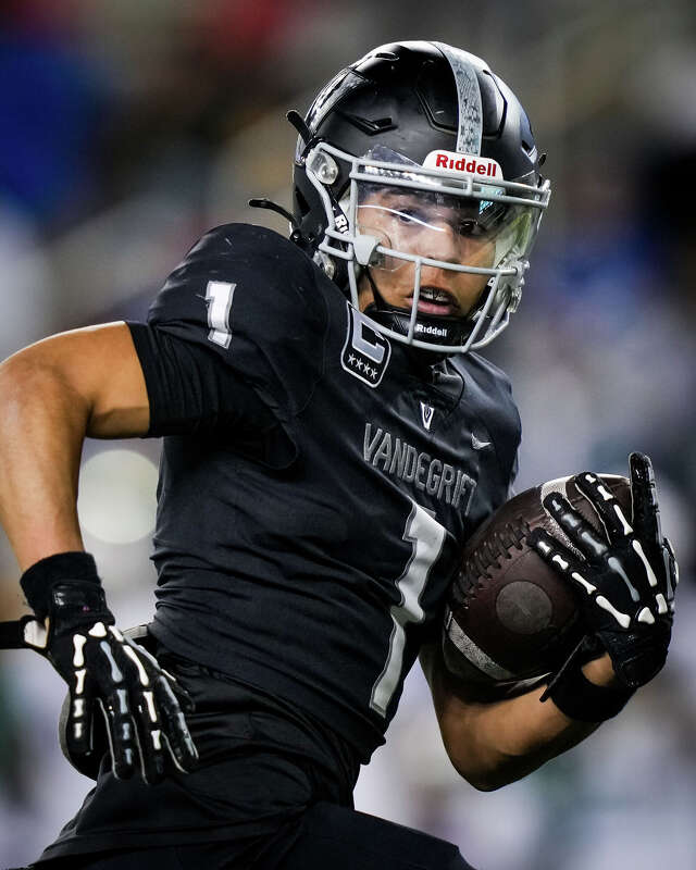 Vandegrift vs King football: see the best photos from the semi-final