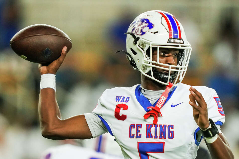 UIL football: Timothy Potts has been the star of C.E. King's run