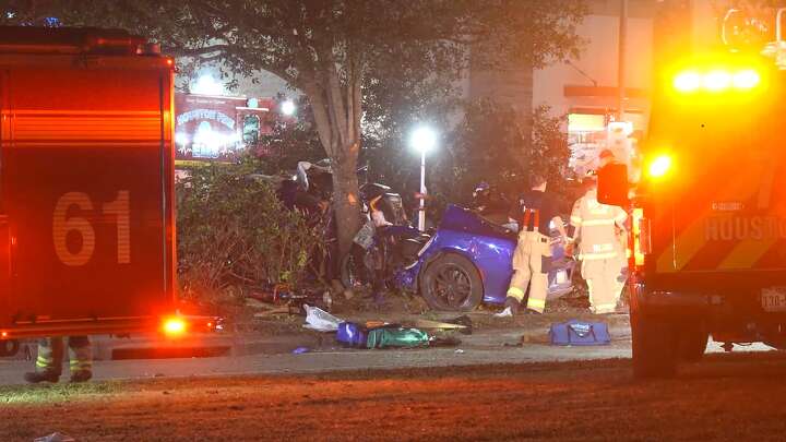 Teen charged with murder in southeast Houston police chase crash