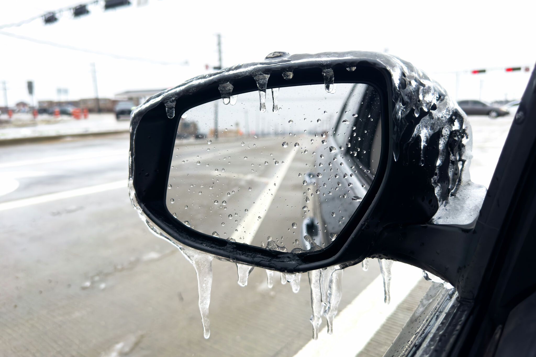 Cold front brings freezing temps to Texas