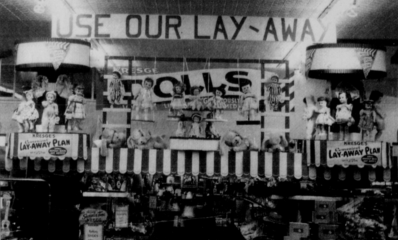 Alton Kresge’s dime store photo recalls holiday shopping
