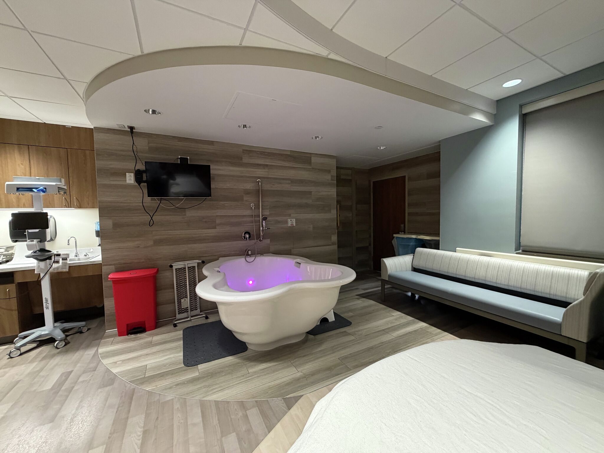 Why Houston hospitals are expanding natural birth options