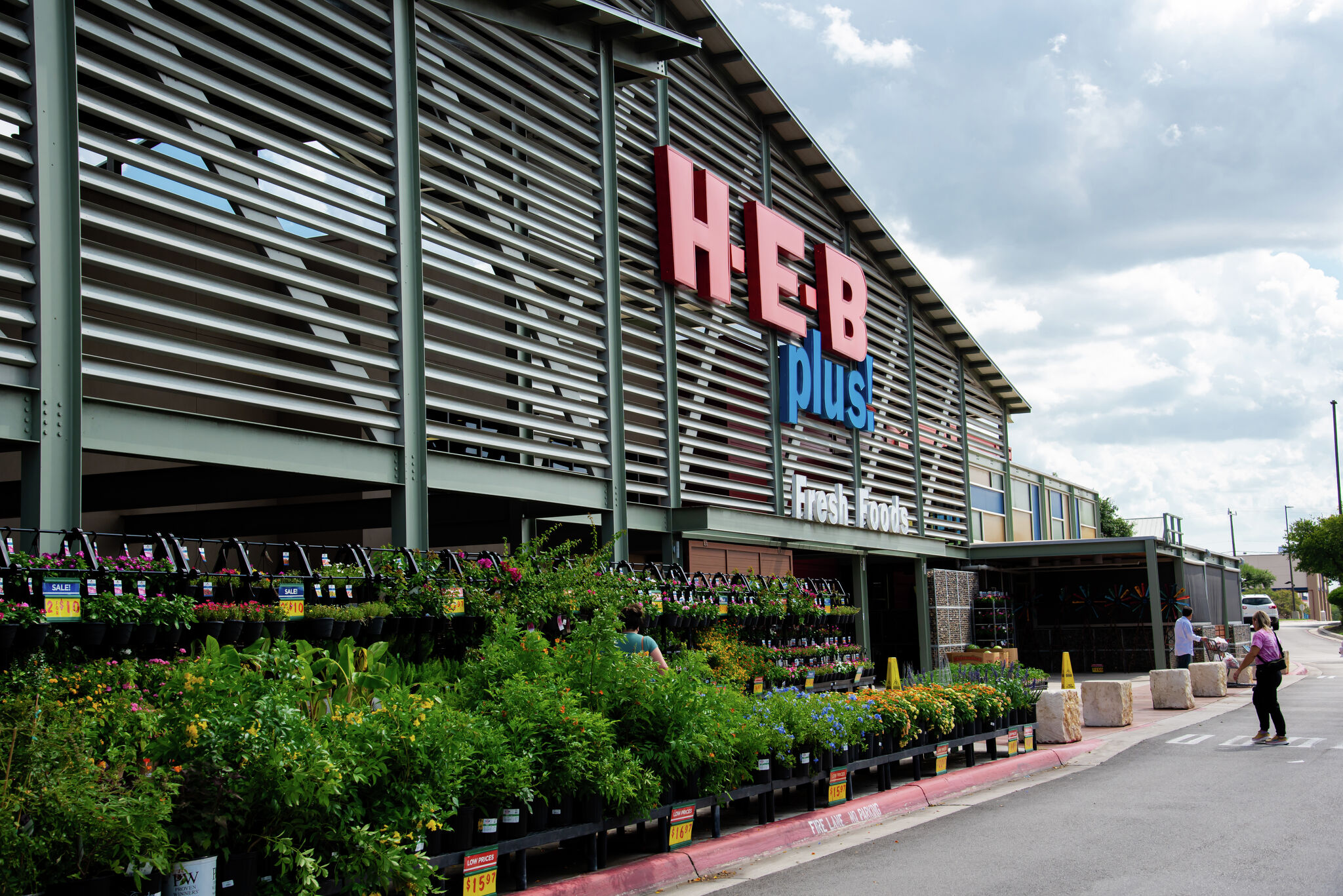 How H-E-B became a Texas powerhouse over the past 25 years