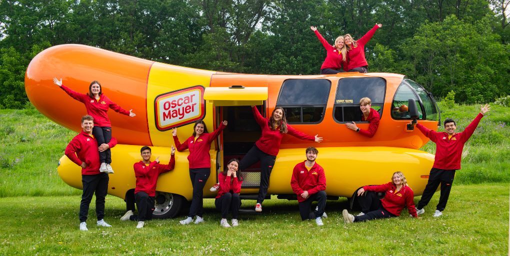 Quick Shifts: Get Paid To Pilot a Giant Hot Dog