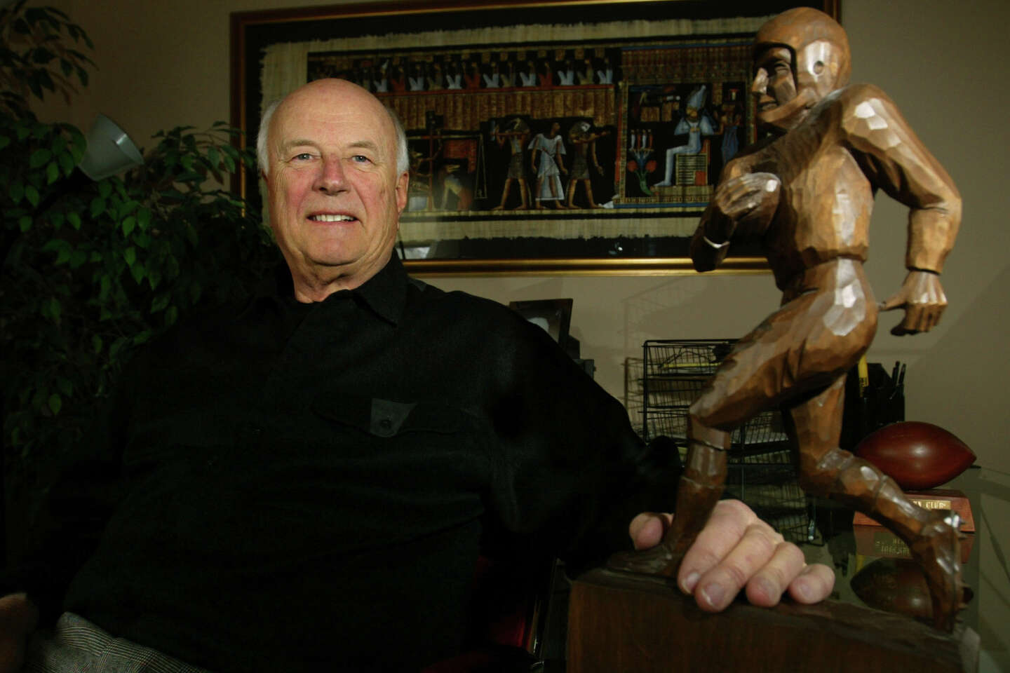 Chuck Neinas, a key architect and adviser over decades of college ...