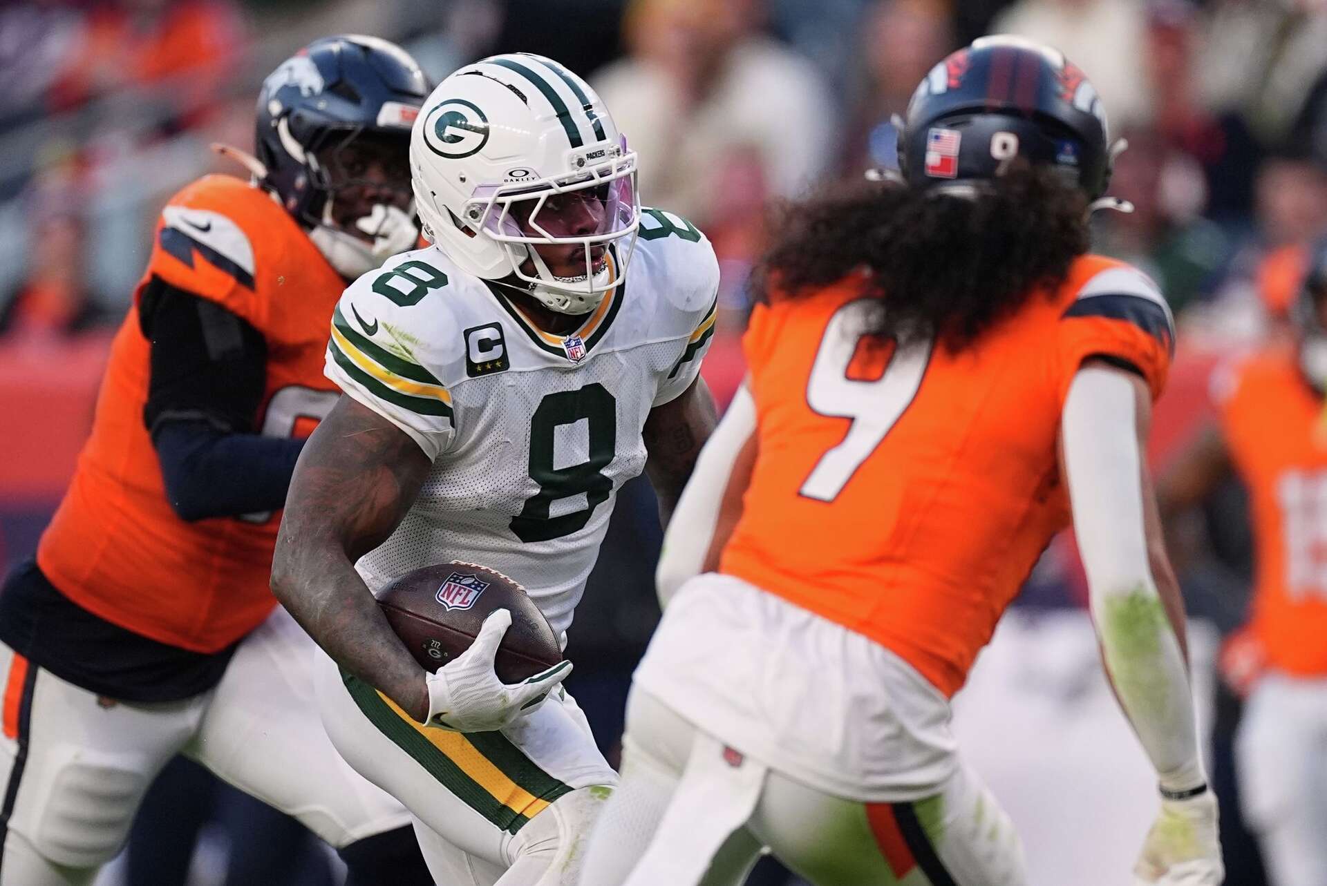 Packers' Josh Jacobs says he hurt his knee again in loss to Broncos. He ...