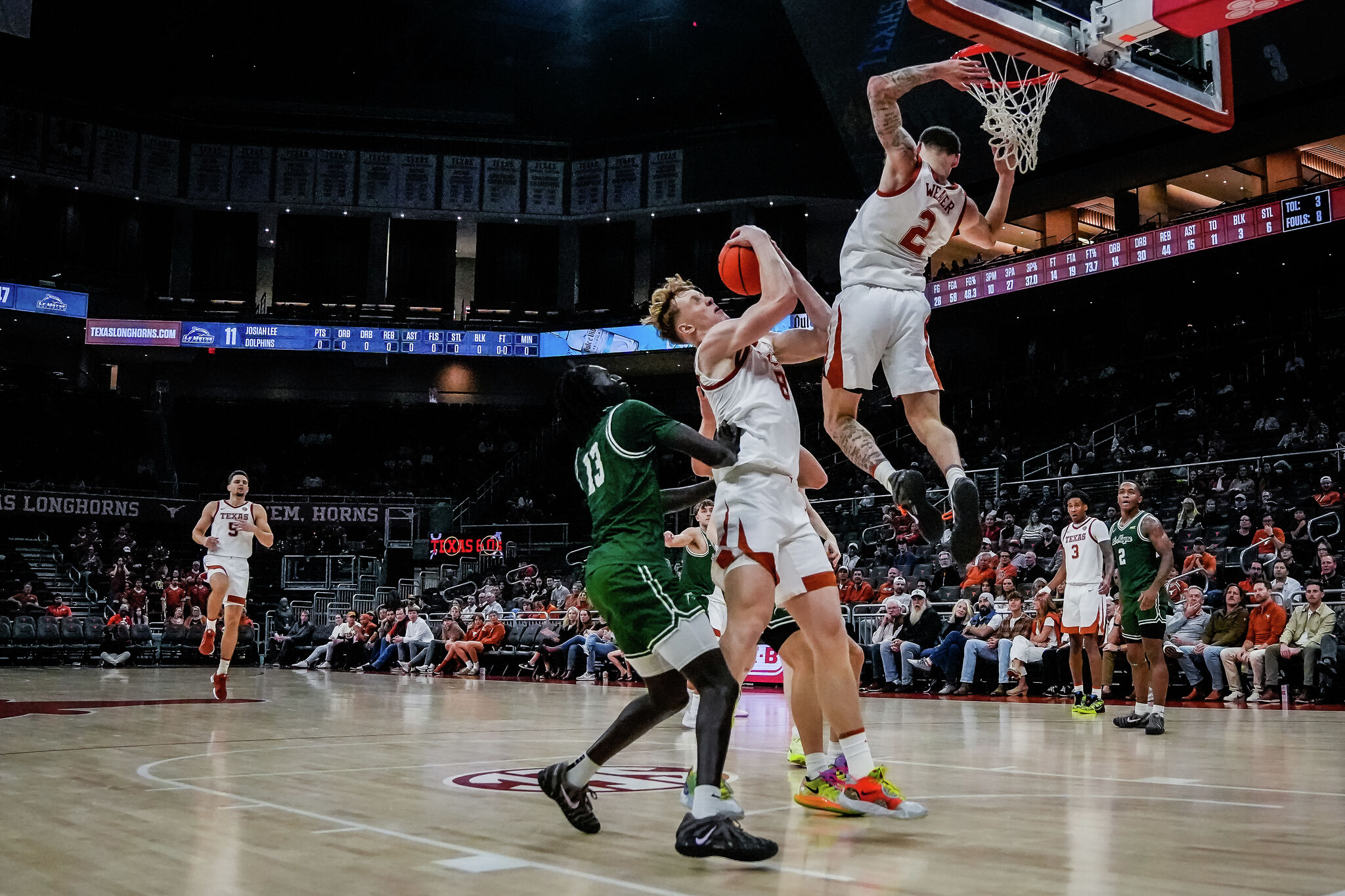 Texas basketball vs Le Moyne game score: Replay updates, game coverage