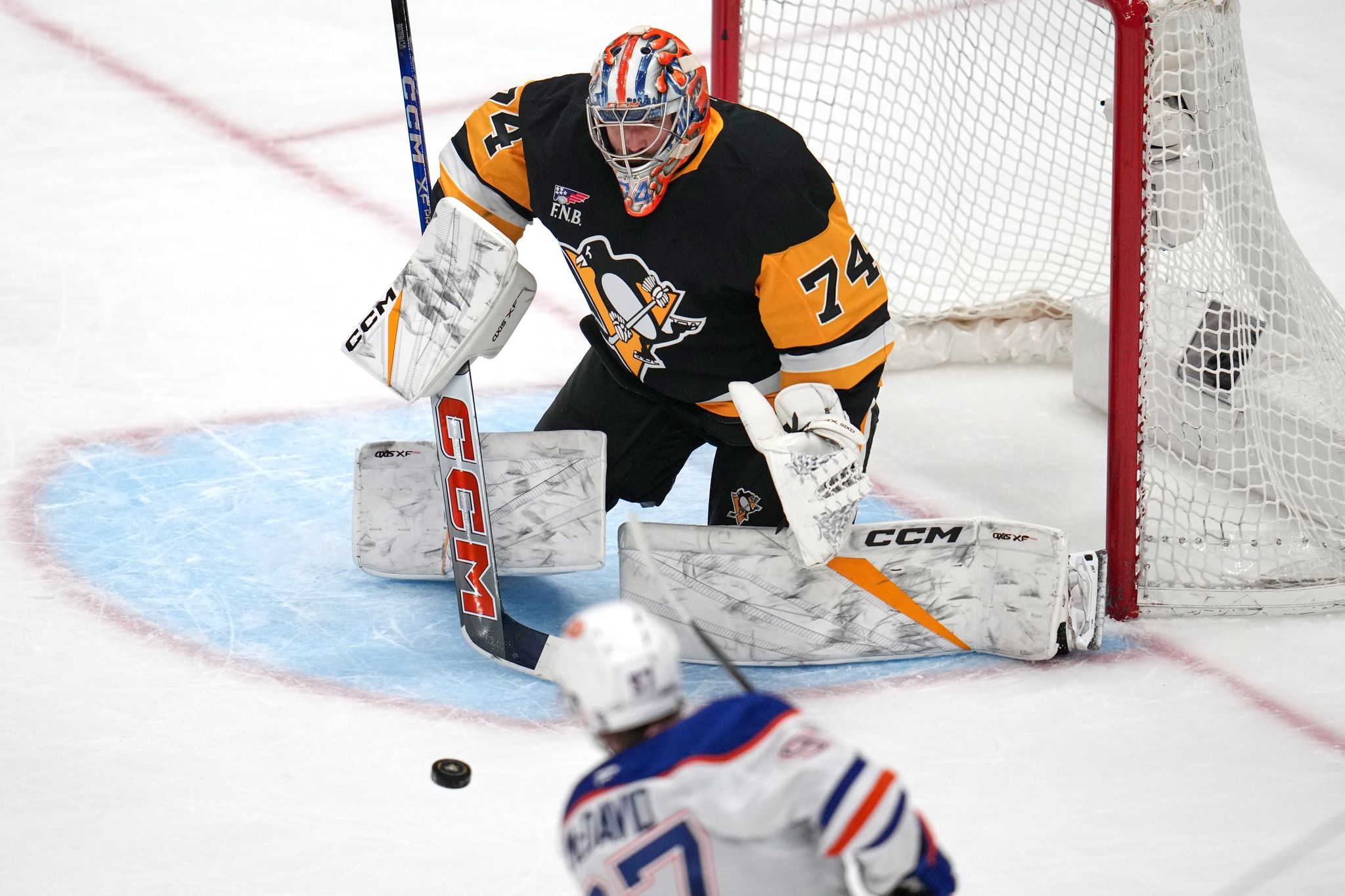 Tristan Jarry and Stuart Skinner, traded just 5 days ago, face off ...