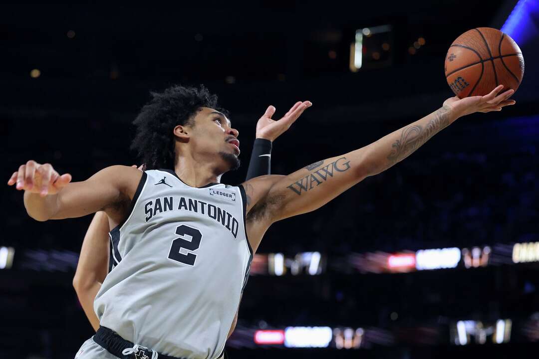 Two more San Antonio Spurs players named Rising Stars