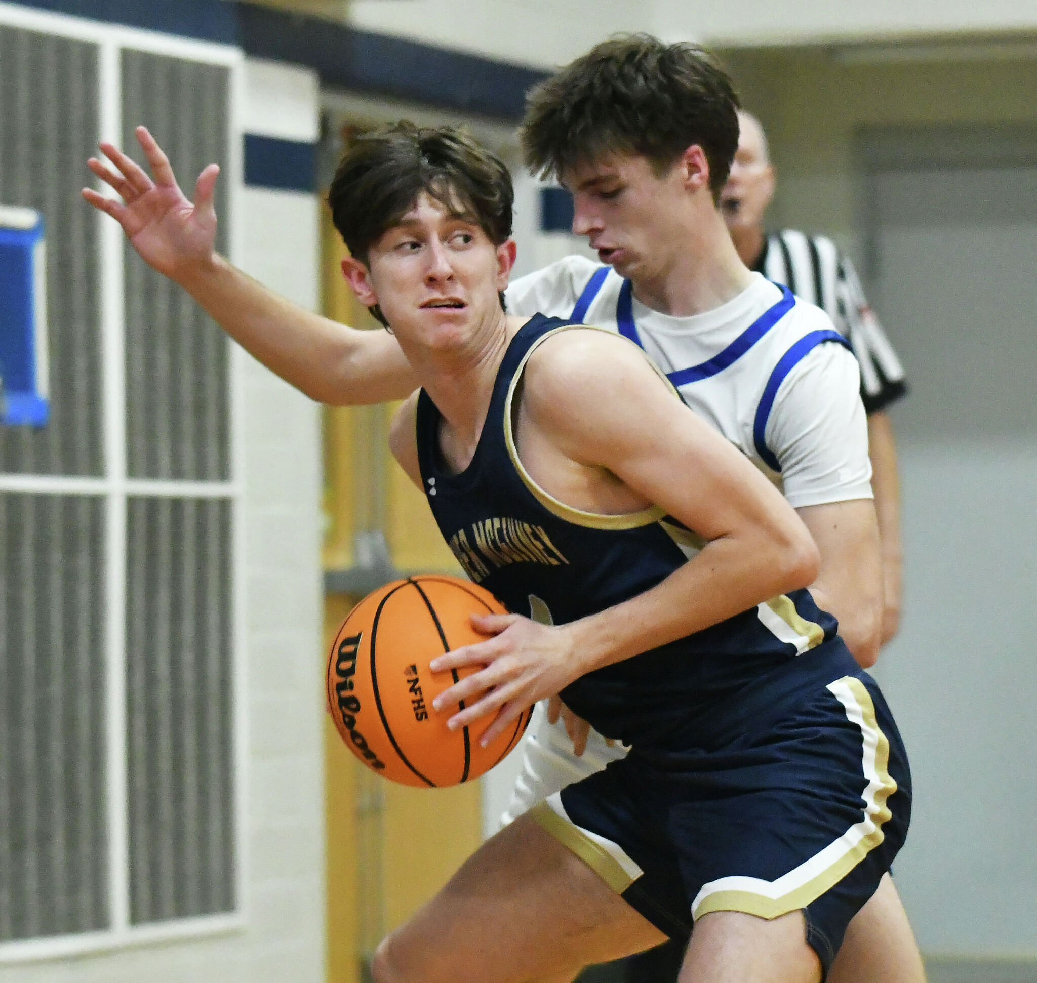 Feature on Nesto Hoops owner Aaron Britton and love for basketball