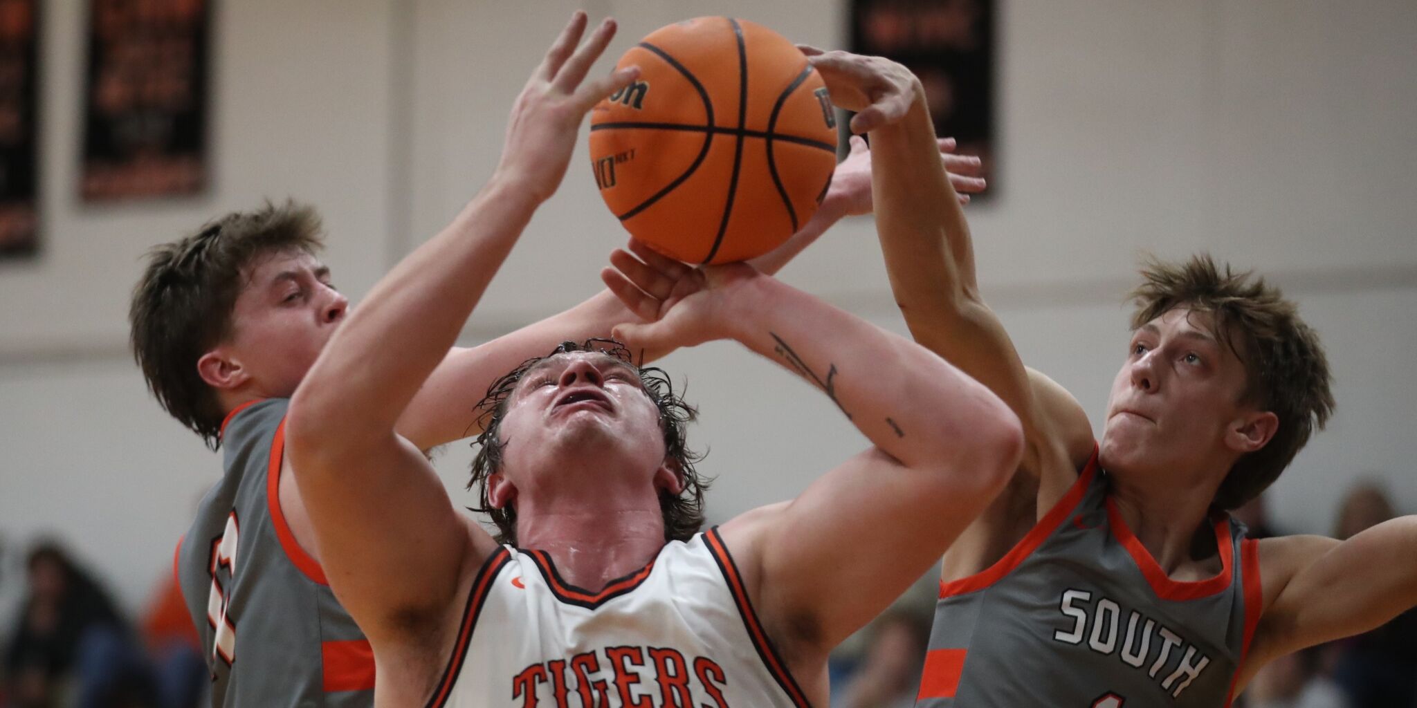South County Vipers surge past Greenfield-NW, 54-39