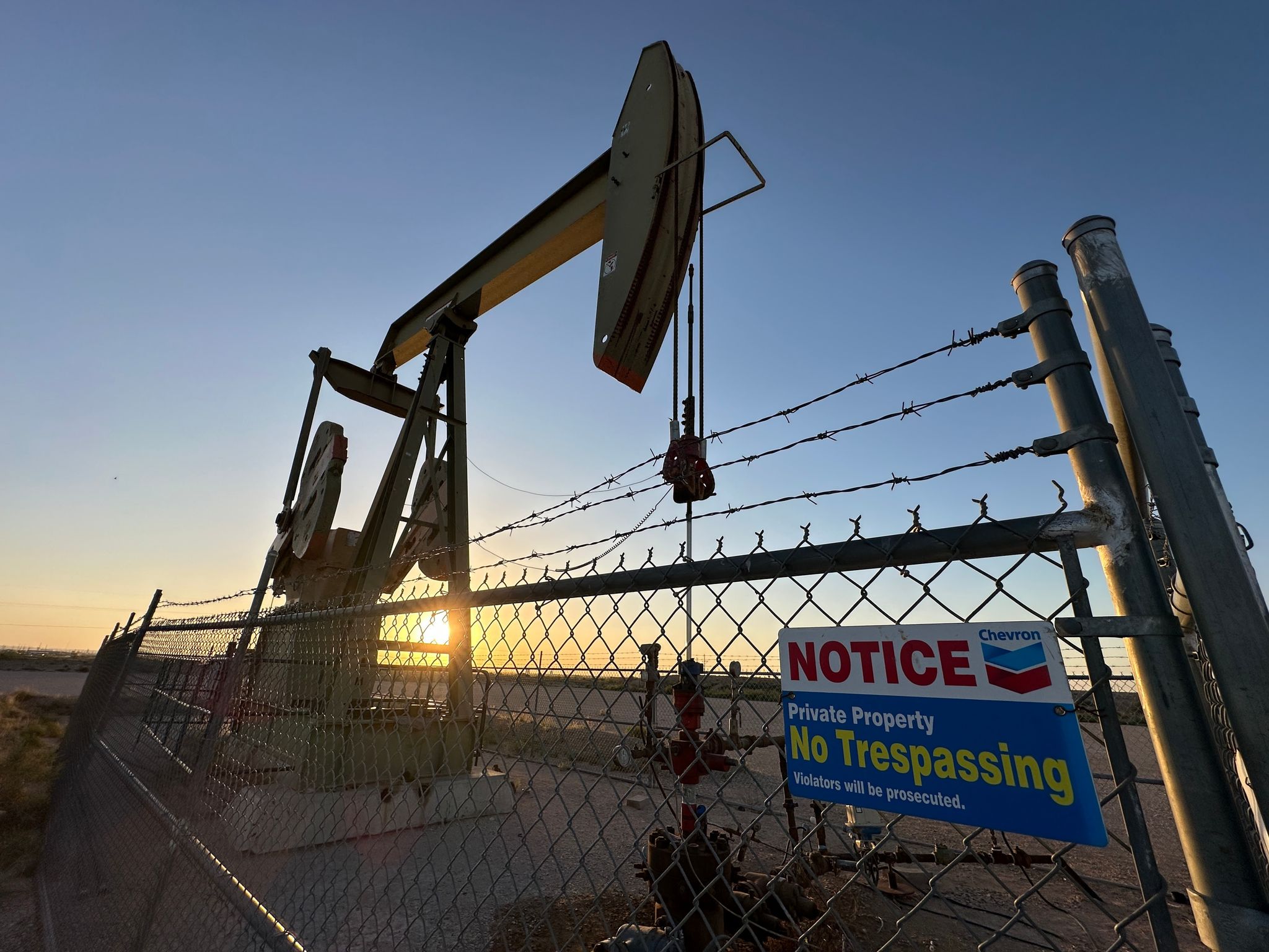 States brace for Trump's push to make oil drilling cheap again
