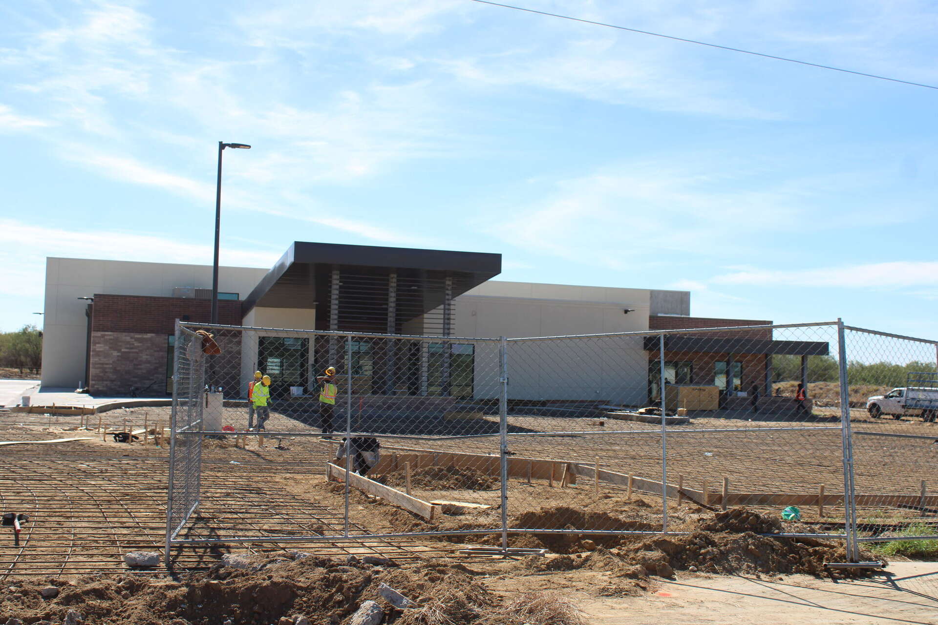 Architect dispute delays Webb County clinic opening
