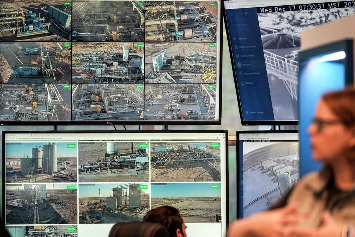 The EPA greenhouse gas program that oil companies want to keep