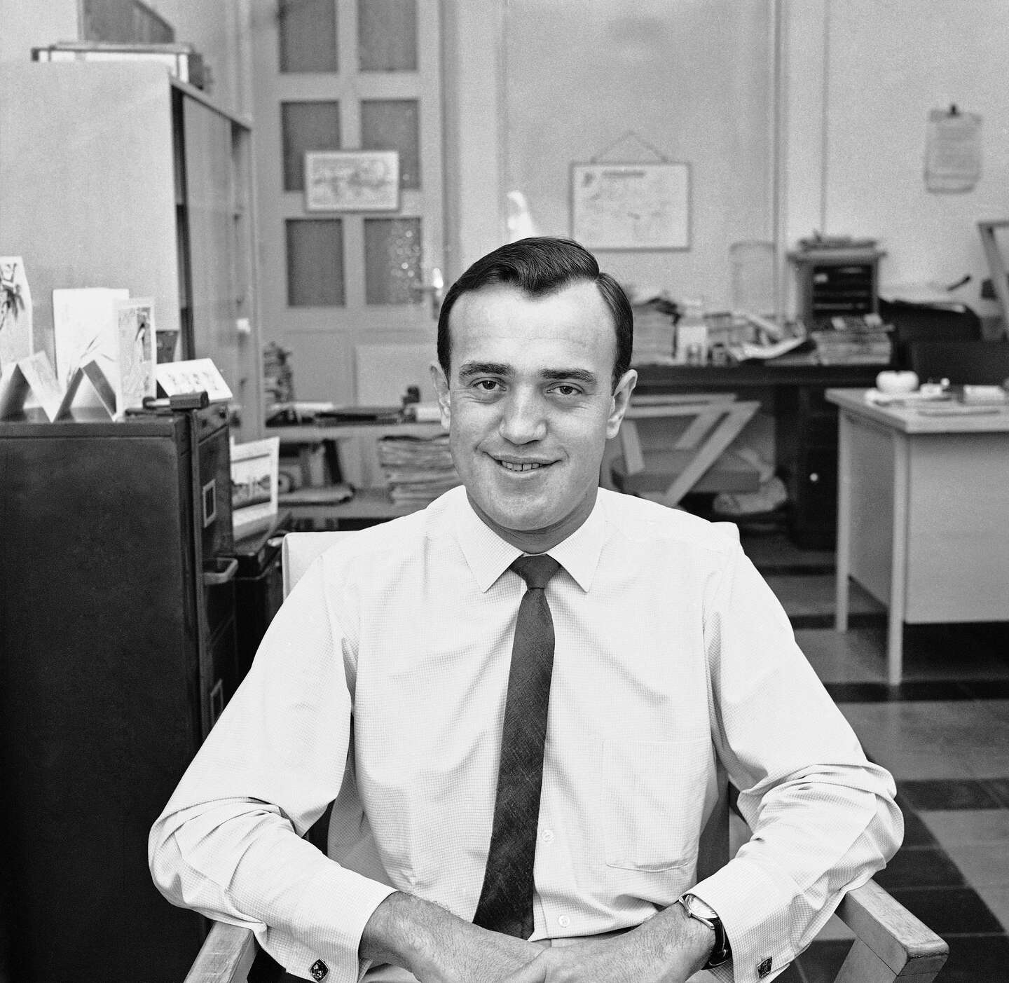 Pulitzer Prize-winning correspondent Peter Arnett, who reported from Vietnam and Gulf War, has died