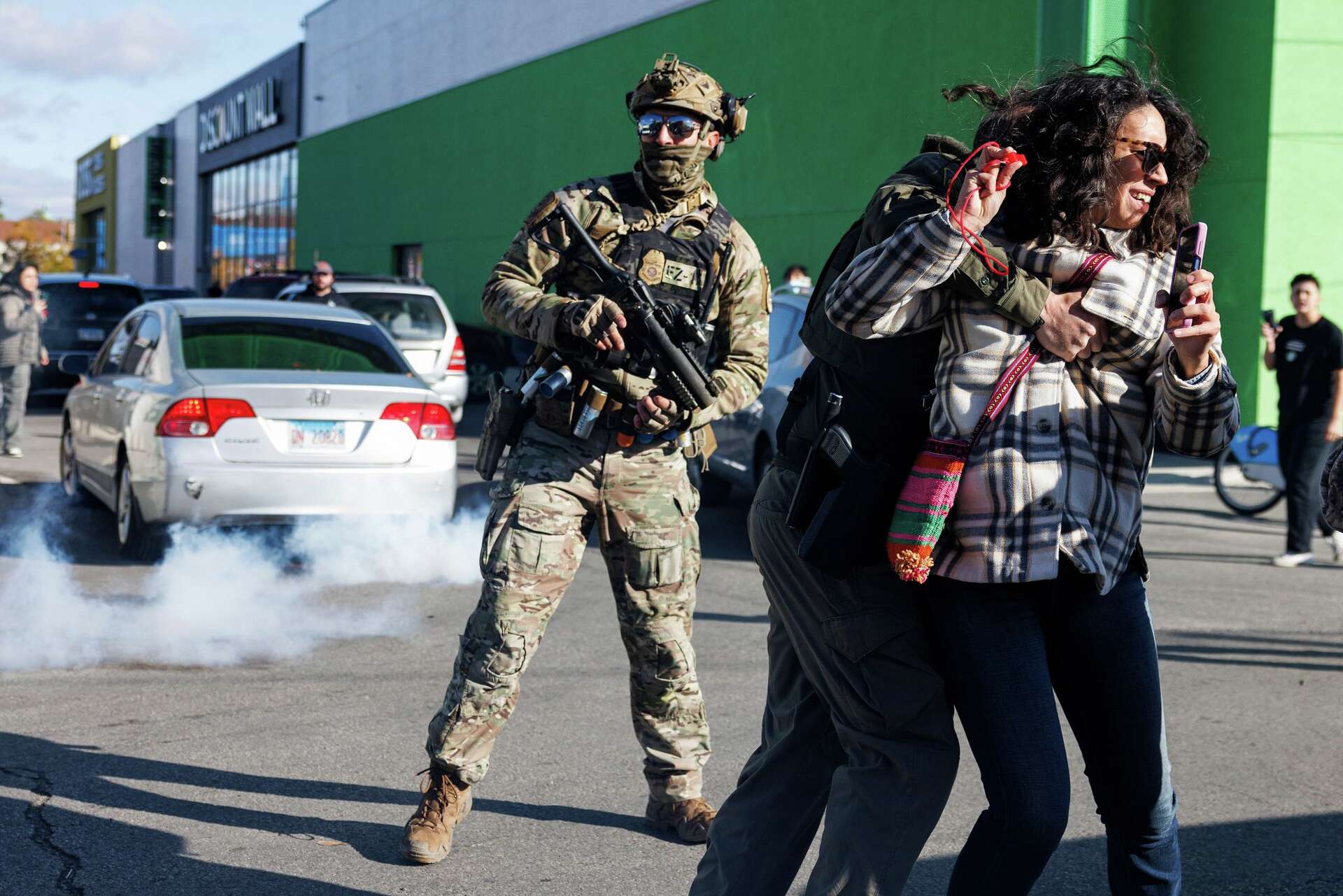 DOJ vowed to punish those who disrupt Trump's immigration crackdown ...