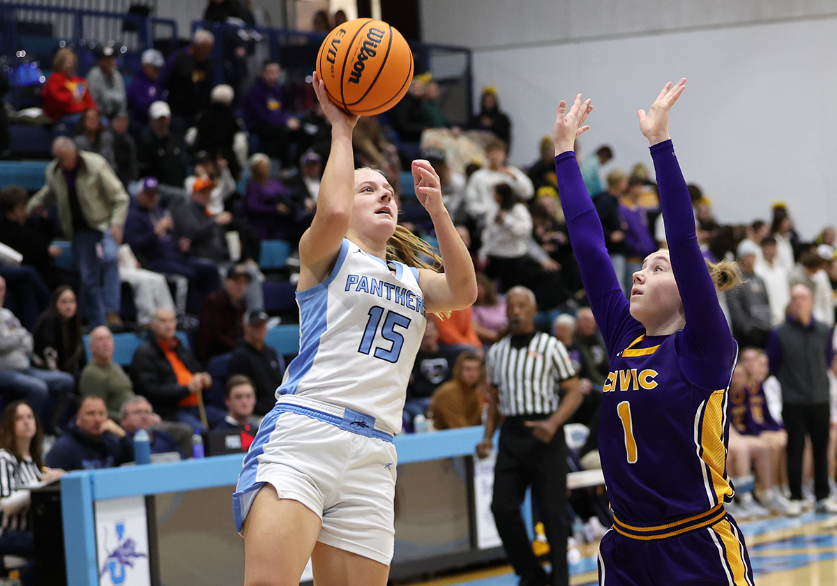With headache gone, Jersey girls basketball gets back on its game